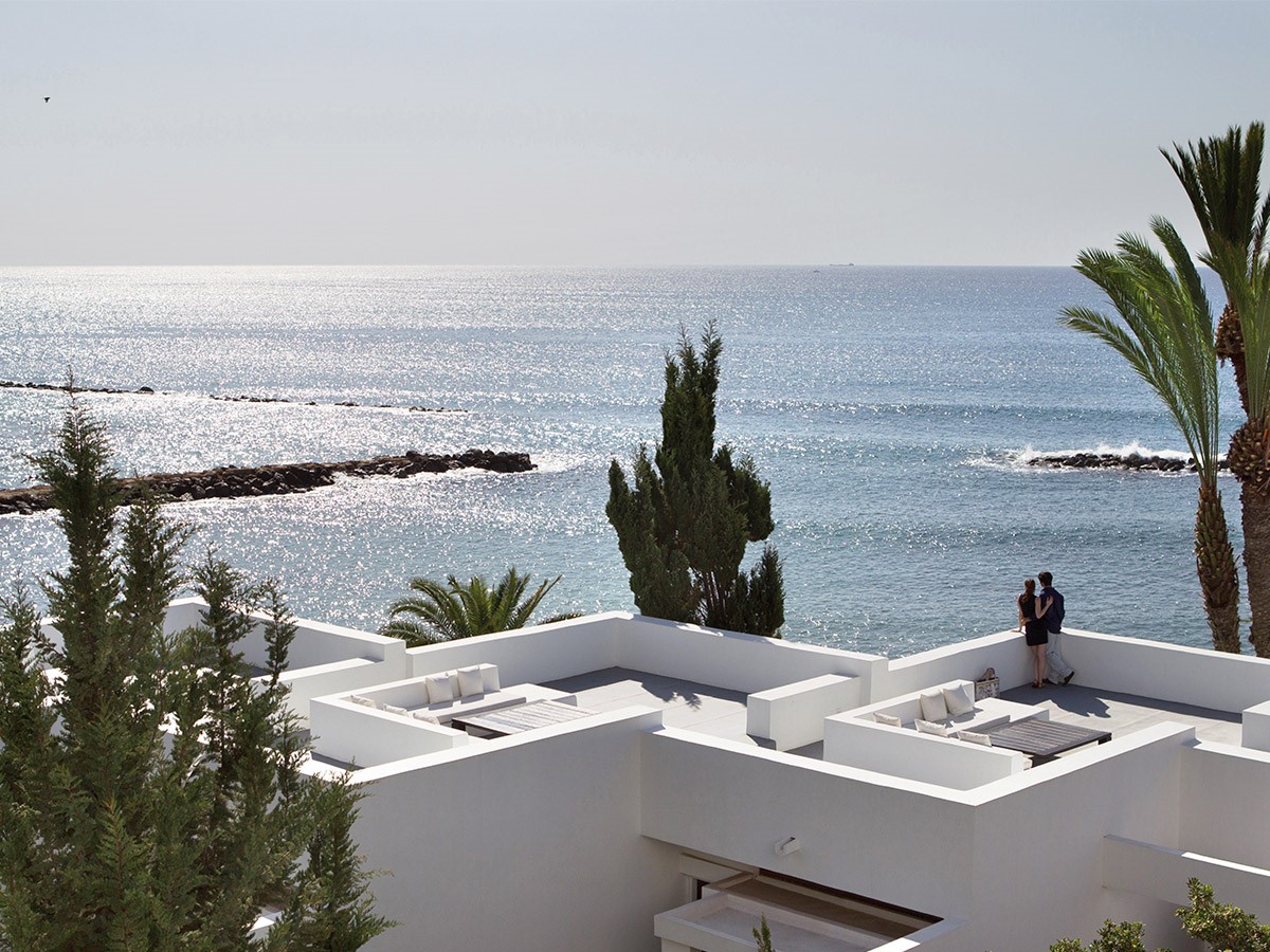 Almyra Hotel Paphos : réservez votre séjour à Chypre avec OOVATU