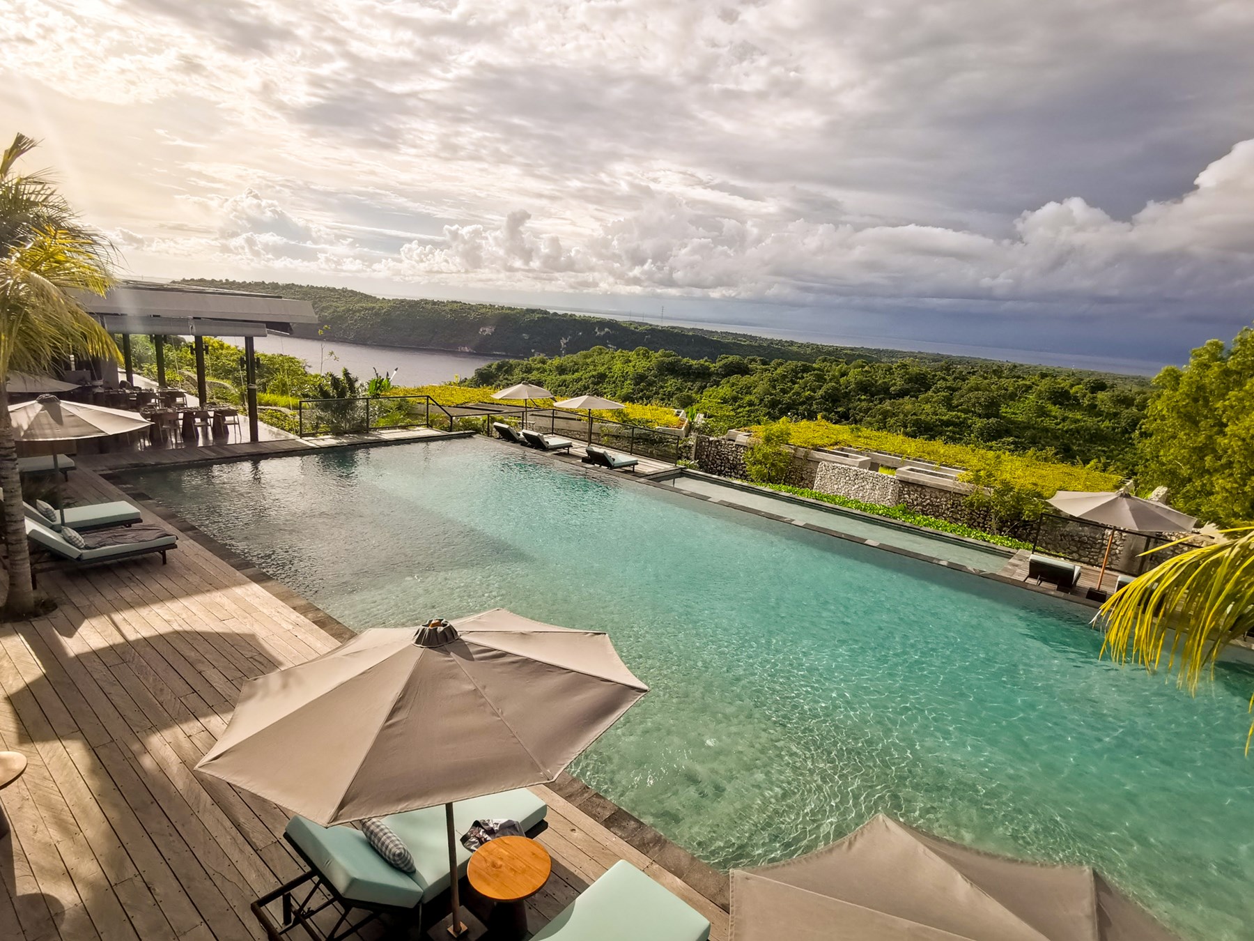 Hôtel Maua Nusa Penida : votre séjour à Bali avec OOVATU