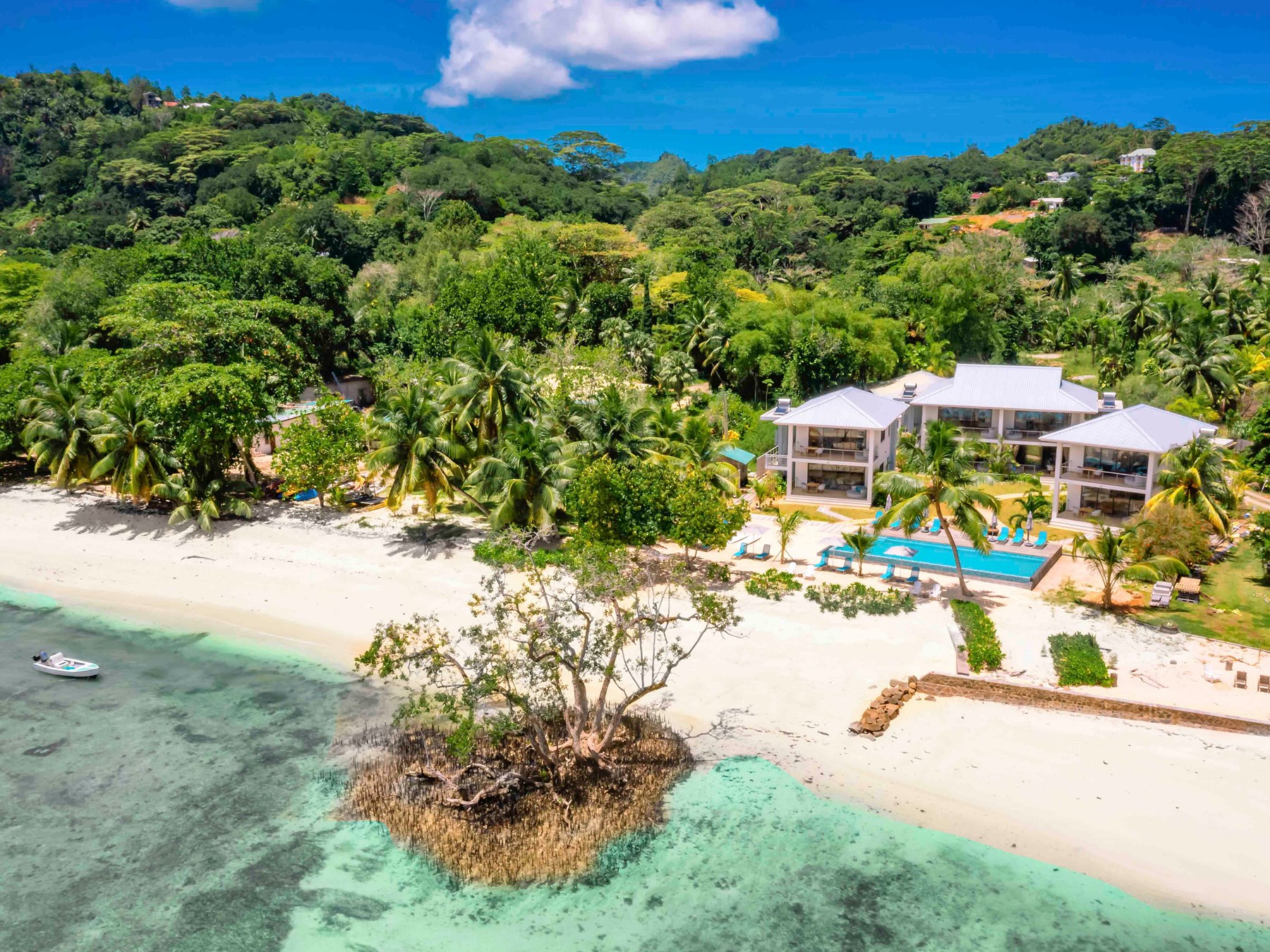 Pineapple Beach Villas aux Seychelles avec OOVATU
