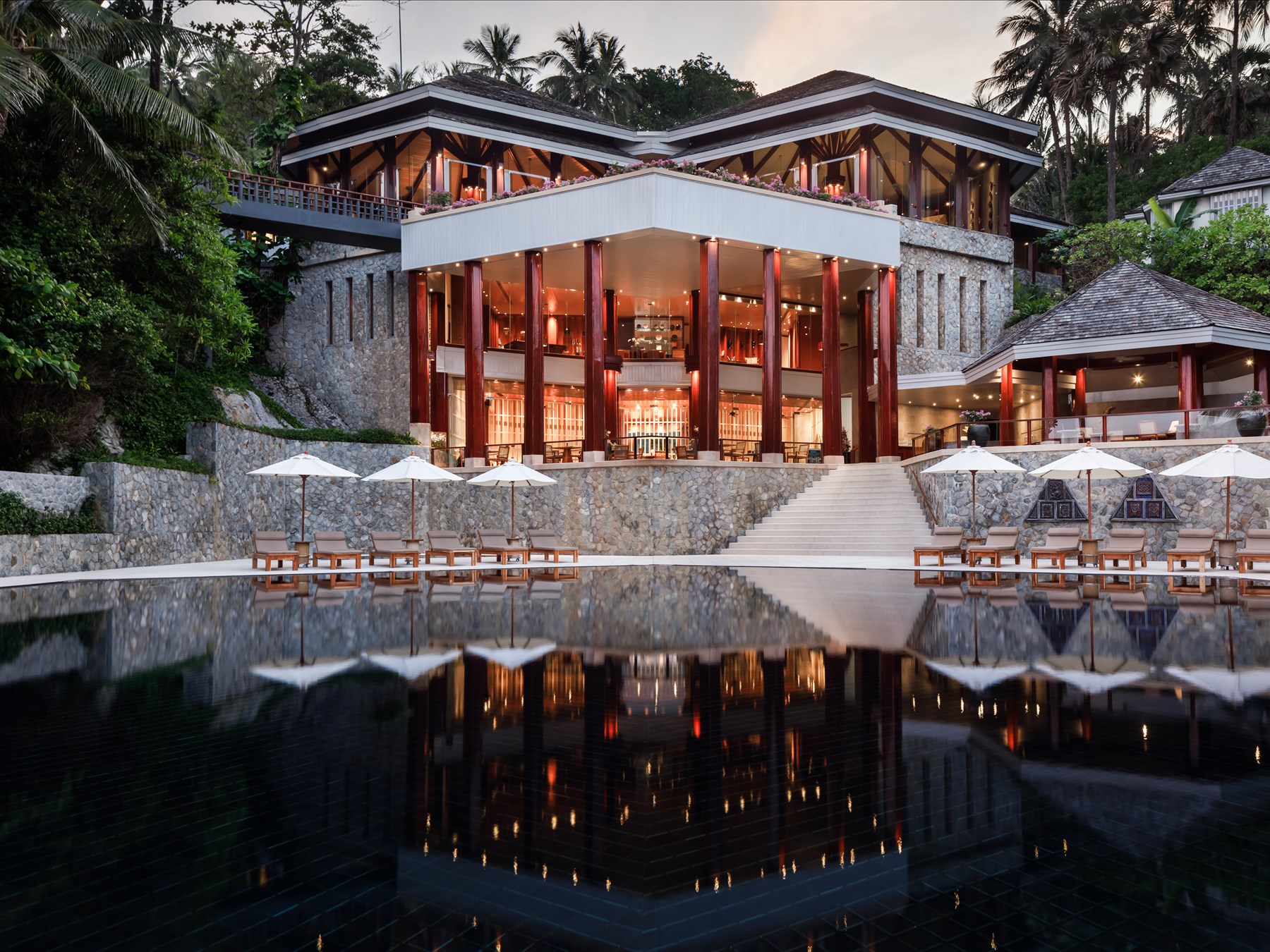 Hôtel The Surin Phuket : le séjour plage idéal en Thaïlande avec OOVATU