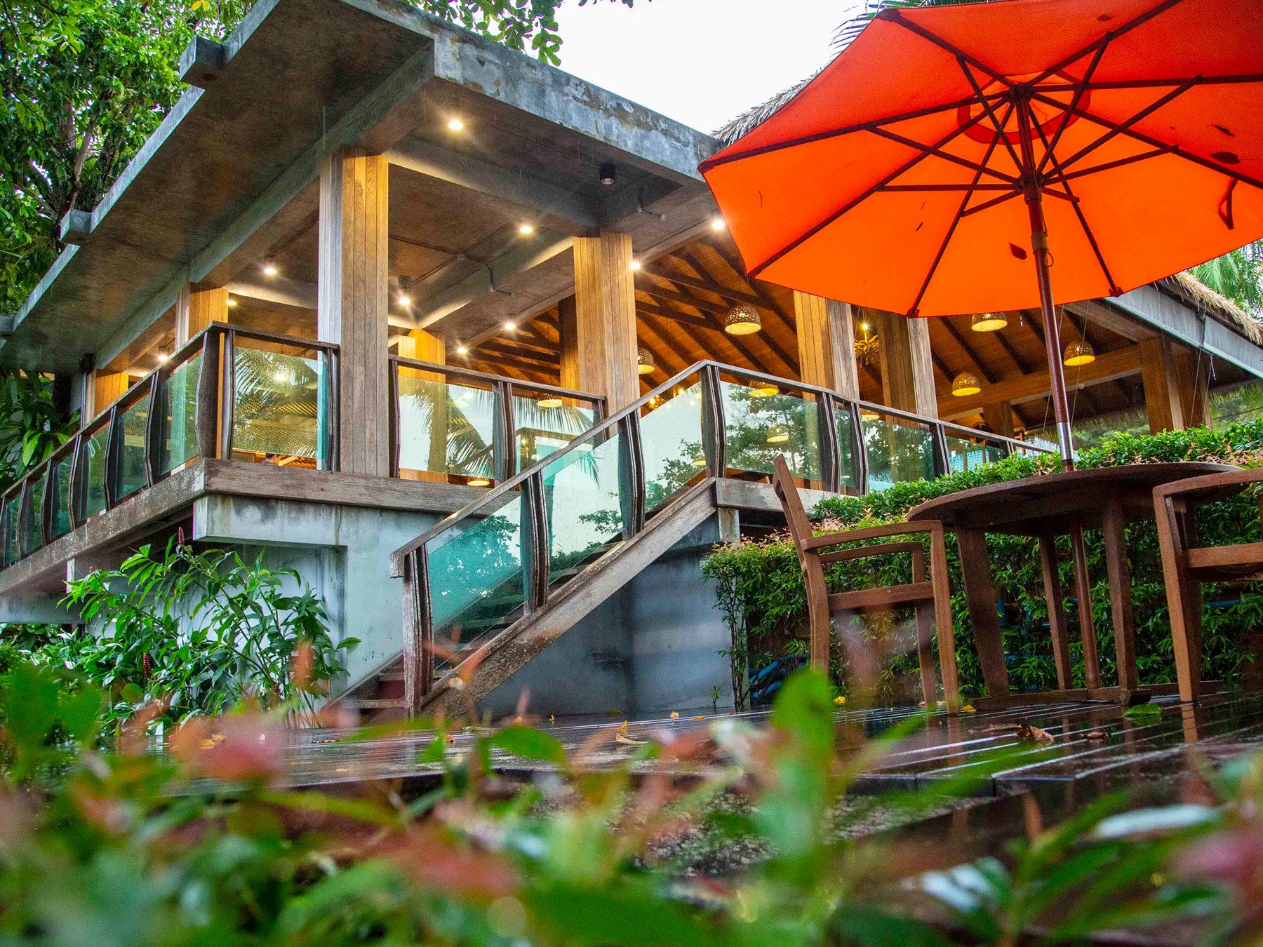 Hôtel Tup Kaek Sunset Beach Resort à Krabi : réservation avec Oovatu