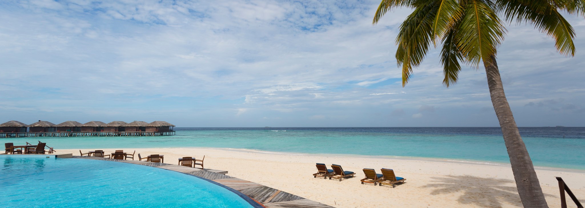 Hôtel Filitheyo Island Resort aux Maldives : réservation avec OOVATU